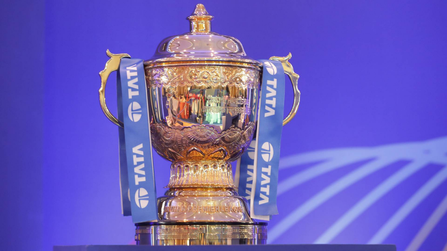 What is the IPL 2025 prize money?