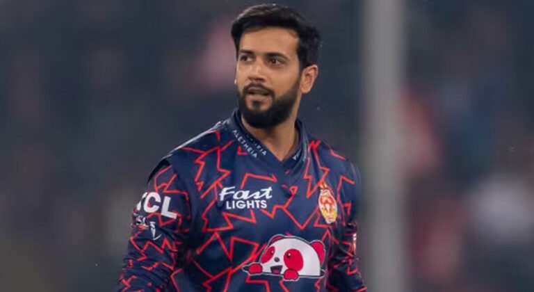 Imad Wasim smoking? After fifer in PSL Final, Pakistan spinner 'caught ...