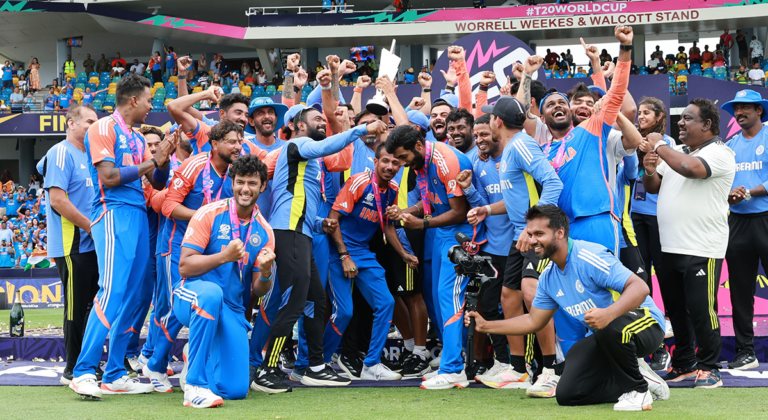 Team India Victory Parade Updates: Rohit Sharma & Co take lap of honour ...