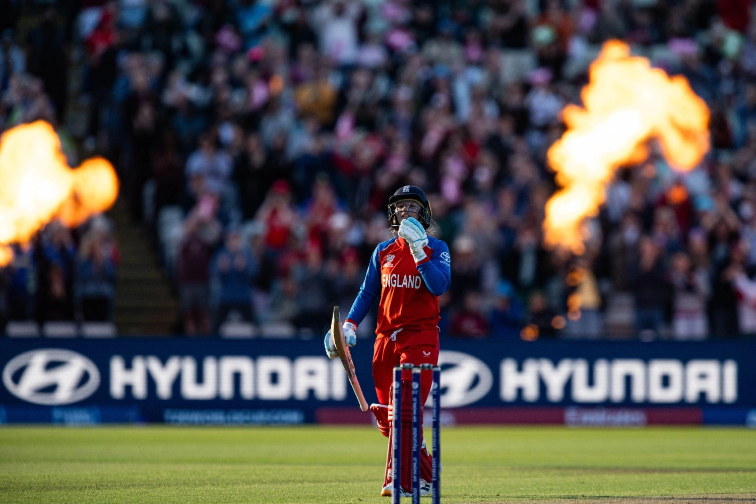 England, Danni Wyatt-Hodge thrash Sri Lanka as records tumble in ICC ...